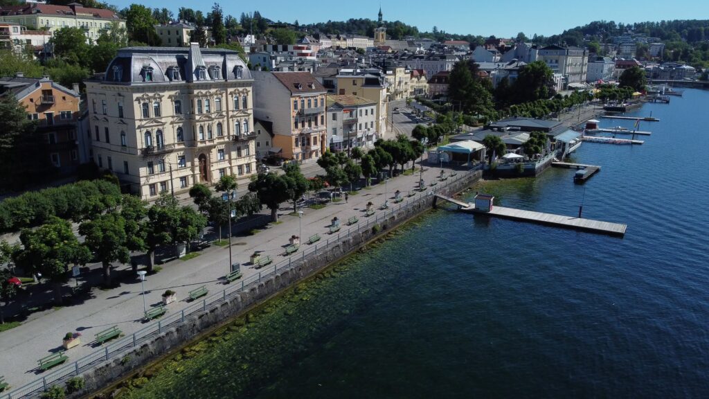 Gmunden Esplanade (c) salzi.at (3) - salzi.at