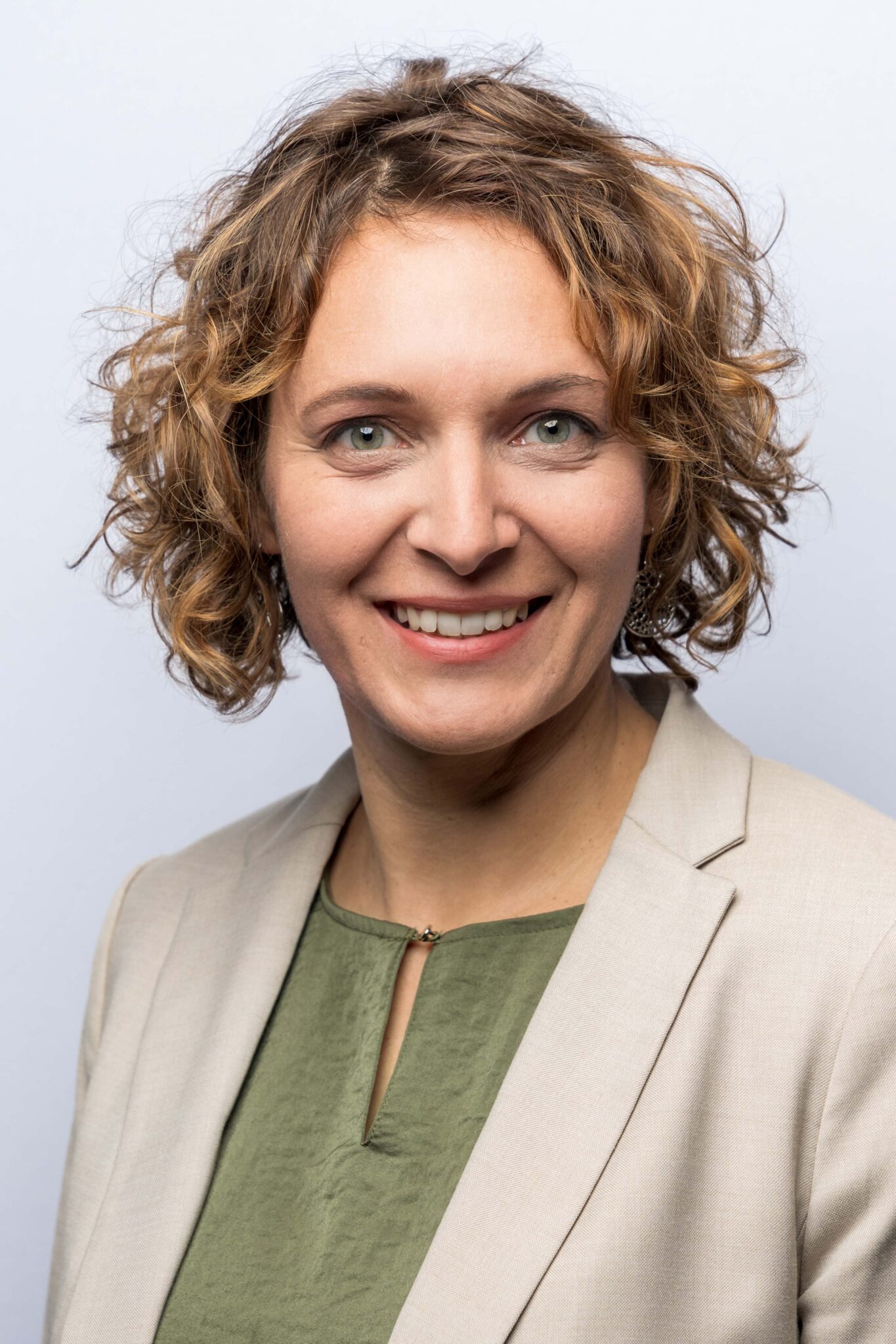 UL, LPBZ, Porträt, Schloss Haus, Daniela Braza-Horn, Direktorin - salzi.at