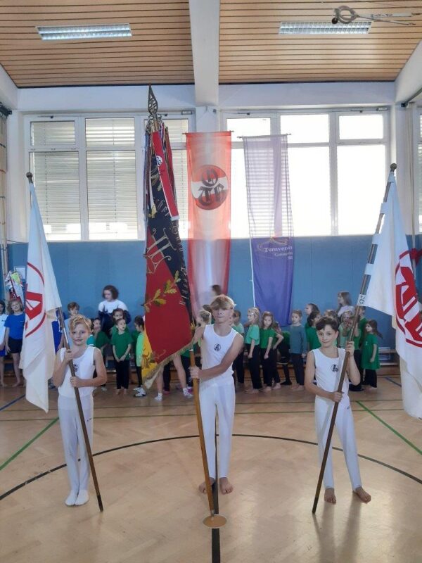 20231203_150242 Eröffnung, Kilian, Felix und Lorenz - salzi.at