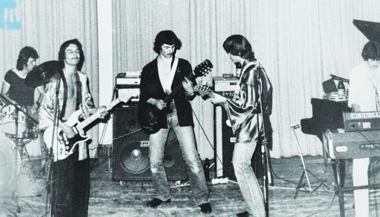 Crazy Temple 1980 - salzi.at