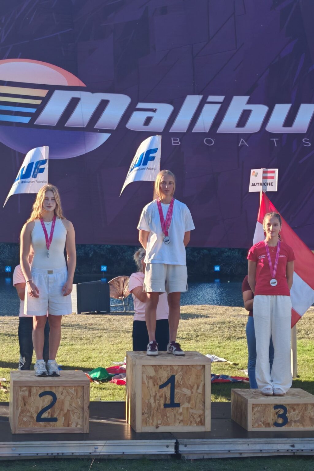 3 Medaillen für Leona Berner – Gold für Österreichs Team! - salzi.at