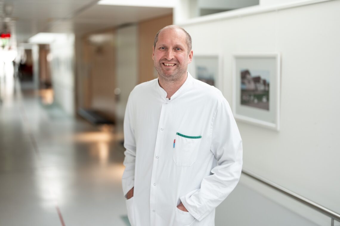 SK, GM, Porträt, Primar Dr. Martin Bayer, Anästhesie - salzi.at