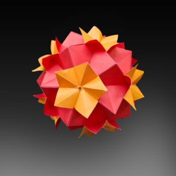 Kusudama-Kugel (c) Renata Samojedna - salzi.at